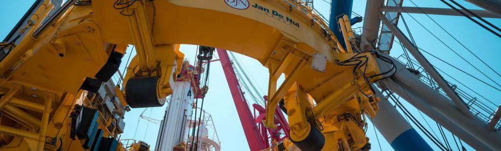 抱桩器 - Huisman Equipment